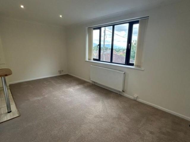 2 bedroom apartment to rent
