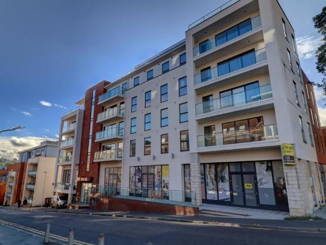 2 bedroom apartment to rent