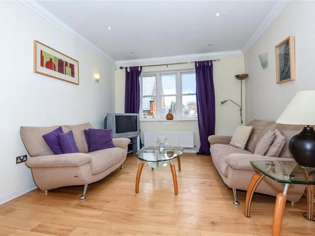 2 bedroom apartment to rent