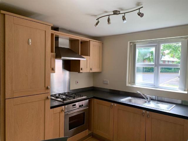 2 bedroom apartment to rent