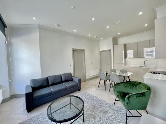 2 bedroom apartment to rent