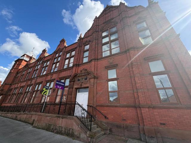 2 bedroom apartment to rent