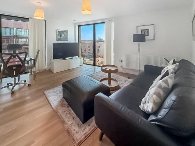 2 bedroom apartment to rent