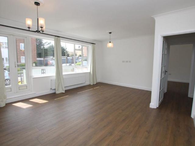 2 bedroom apartment to rent