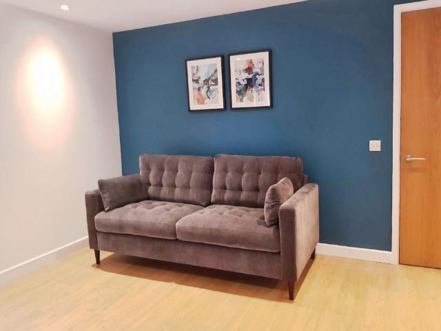 2 bedroom apartment to rent