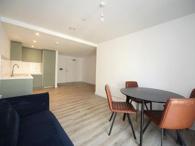 2 bedroom apartment to rent