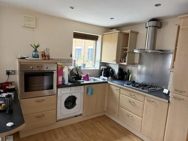 2 bedroom apartment to rent