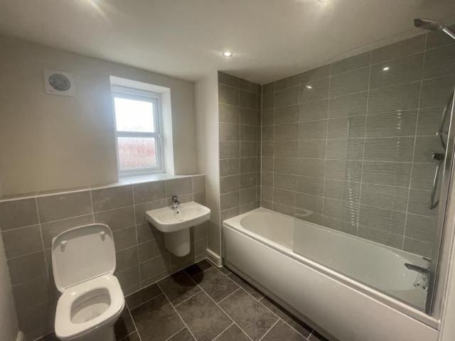 2 bedroom apartment to rent
