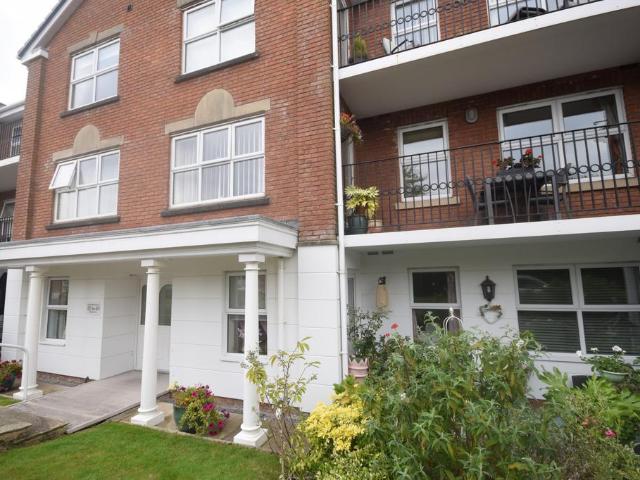 2 bedroom apartment to rent