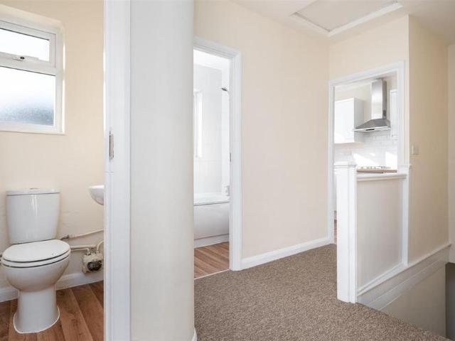 2 bedroom apartment to rent