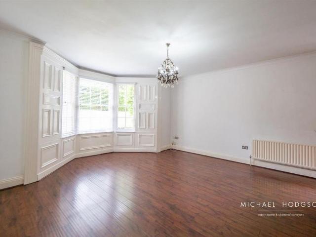 2 bedroom apartment to rent