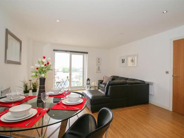 2 bedroom apartment to rent