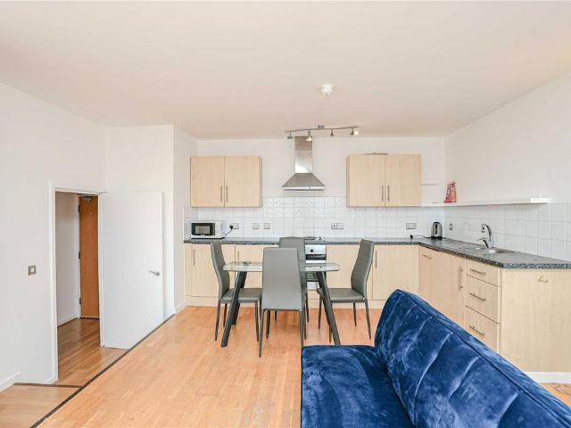 2 bedroom apartment to rent