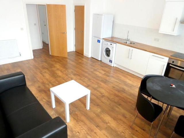 2 bedroom apartment to rent