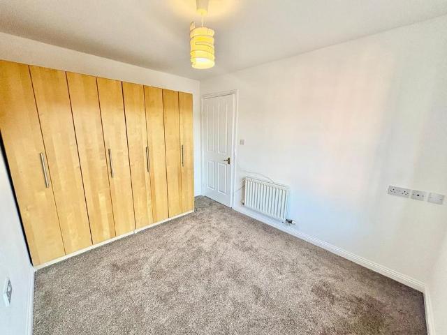 2 bedroom apartment to rent