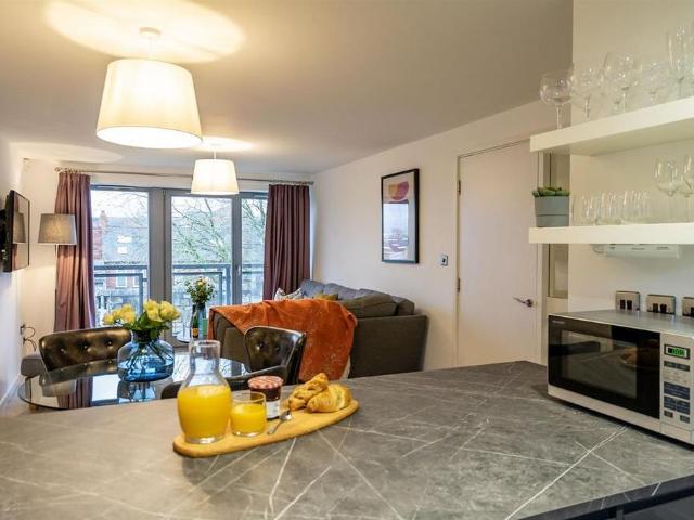 2 bedroom apartment to rent