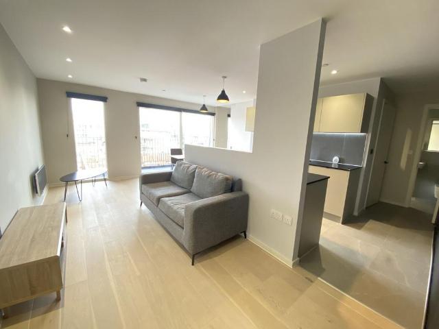 2 bedroom apartment to rent