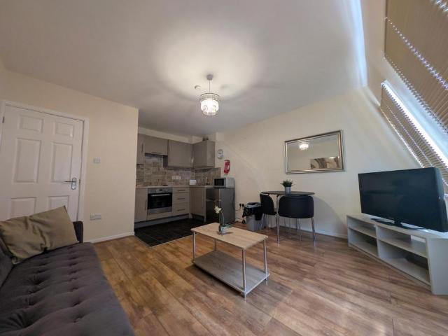2 bedroom apartment to rent