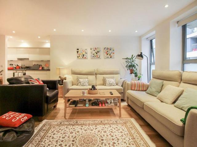 2 bedroom apartment to rent