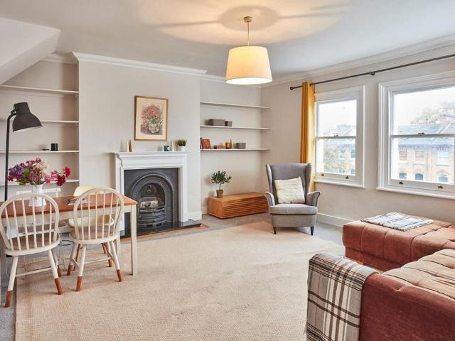 2 bedroom apartment to rent