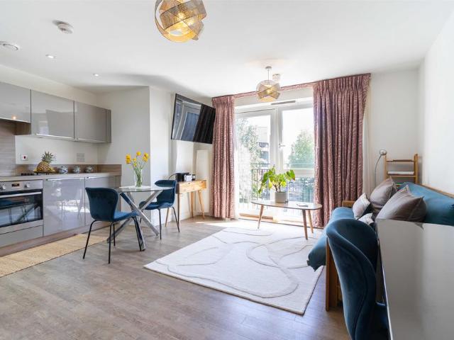 2 bedroom apartment to rent