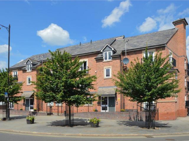 2 bedroom apartment to rent