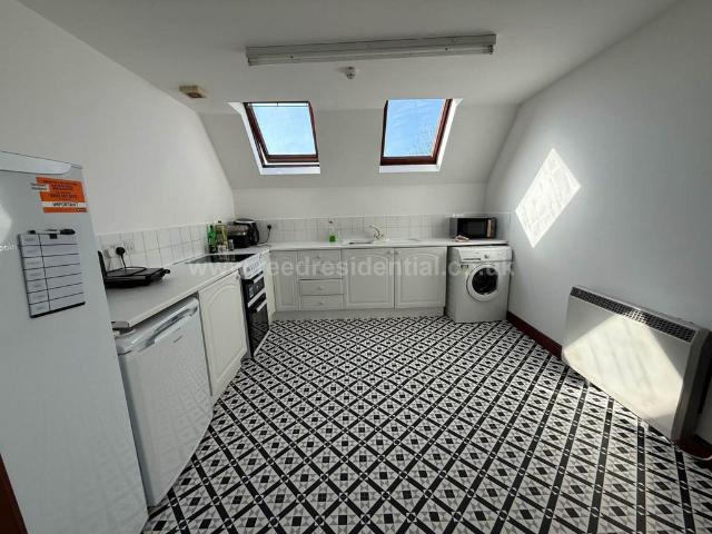 2 bedroom apartment to rent
