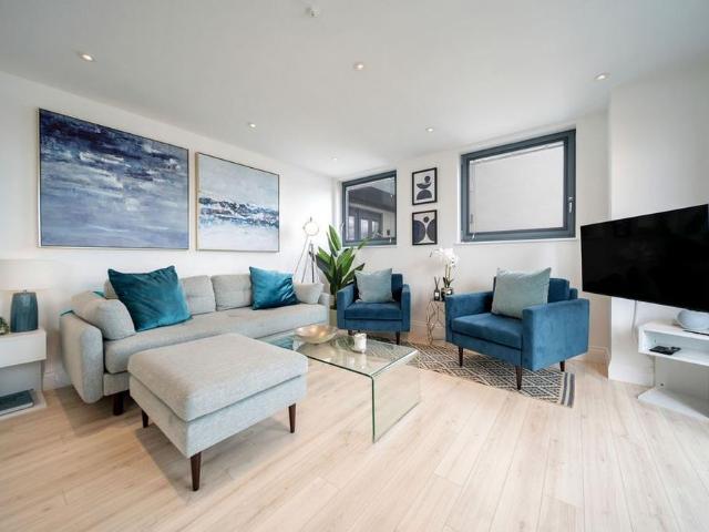2 bedroom apartment to rent