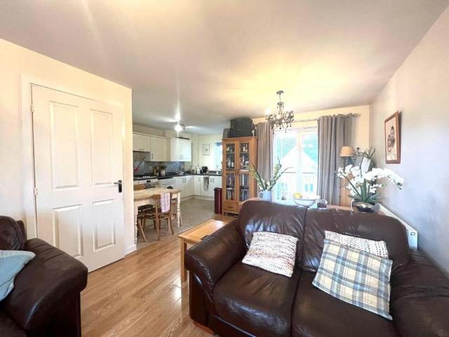 2 bedroom apartment to rent