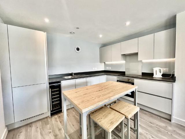 2 bedroom apartment to rent