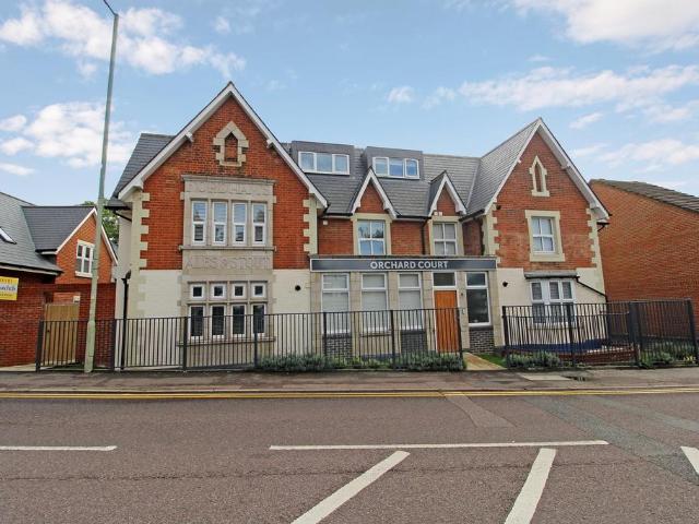 2 bedroom apartment to rent