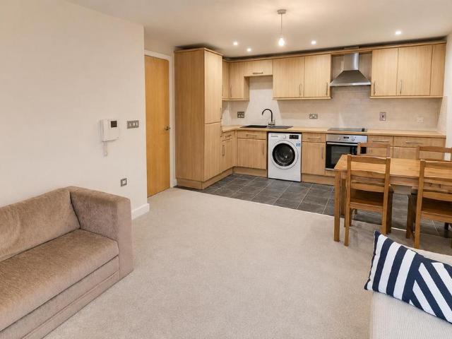 2 bedroom apartment to rent