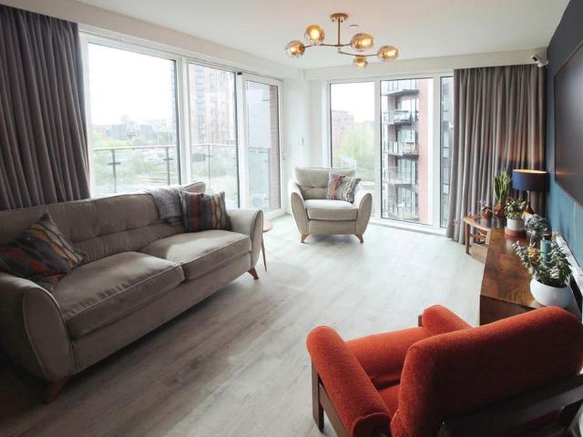 2 bedroom apartment to rent
