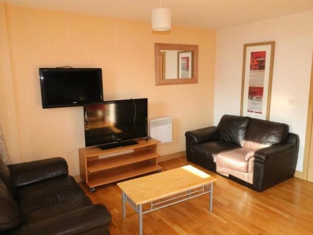 2 bedroom apartment to rent