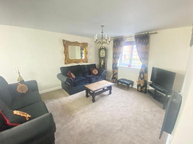 2 bedroom apartment to rent