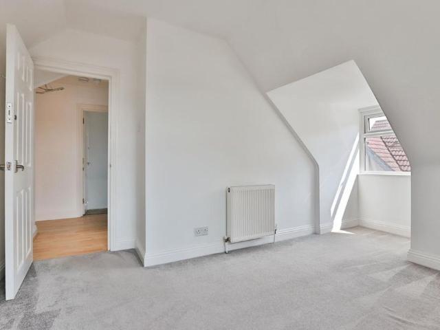 2 bedroom apartment to rent