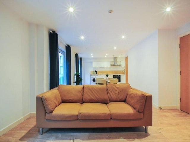 2 bedroom apartment to rent