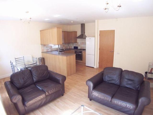 2 bedroom apartment to rent