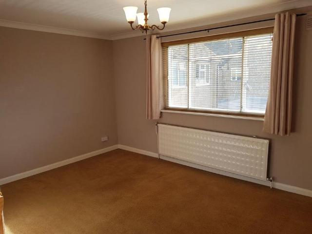 2 bedroom apartment to rent