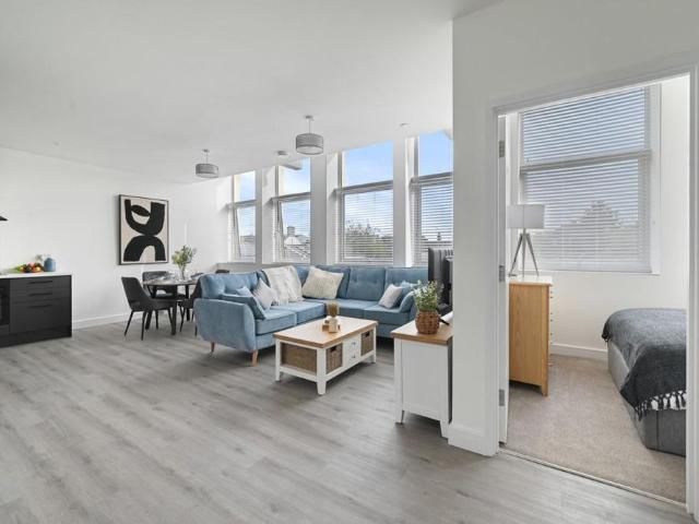 2 bedroom apartment to rent