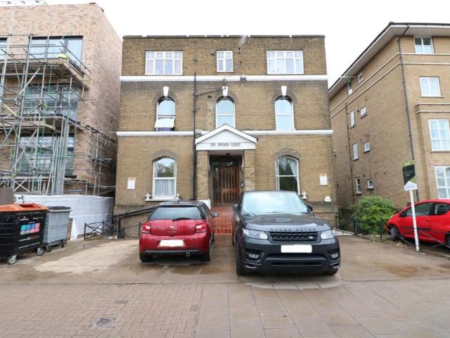2 bedroom apartment to rent