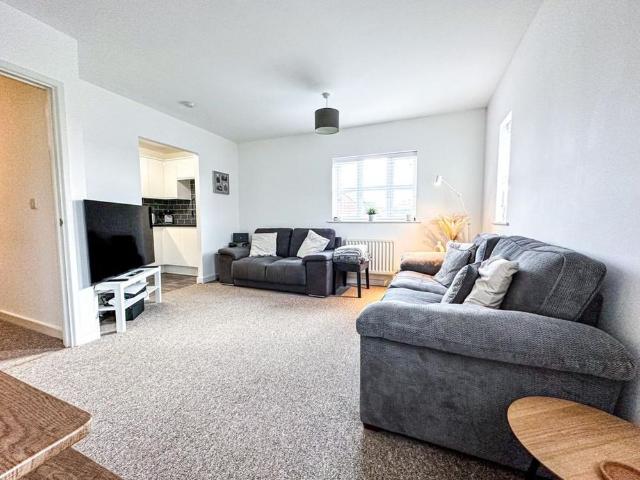 2 bedroom apartment to rent