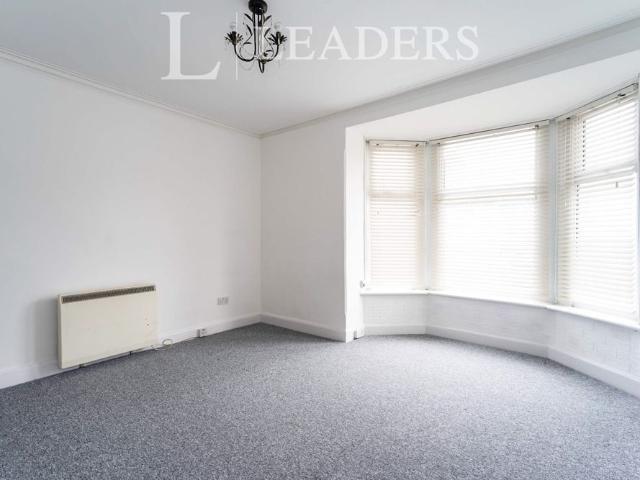 2 bedroom apartment to rent 50 Gains Road, Southsea, PO4