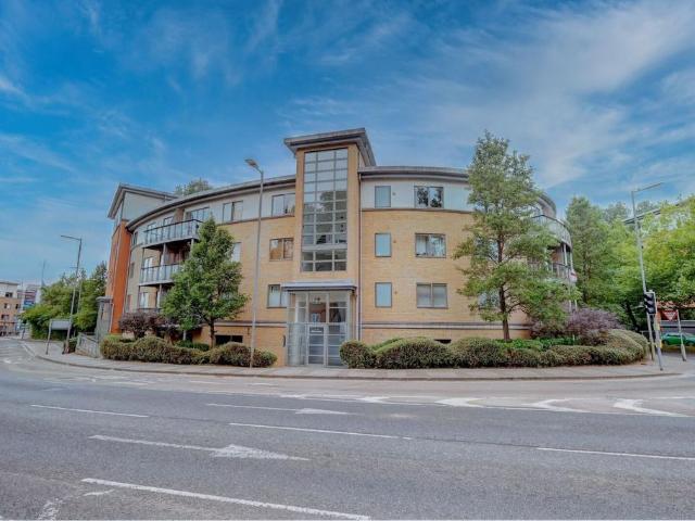 2 bedroom apartment to rent