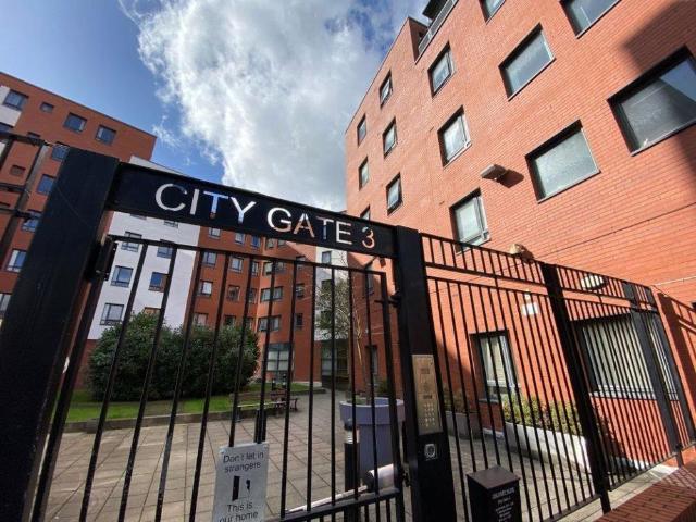 2 bedroom apartment to rent