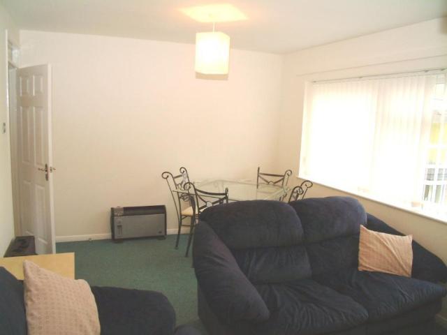 2 bedroom apartment to rent
