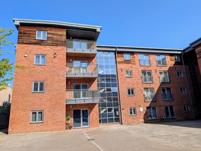 2 bedroom apartment to rent