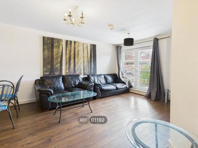 2 bedroom apartment to rent