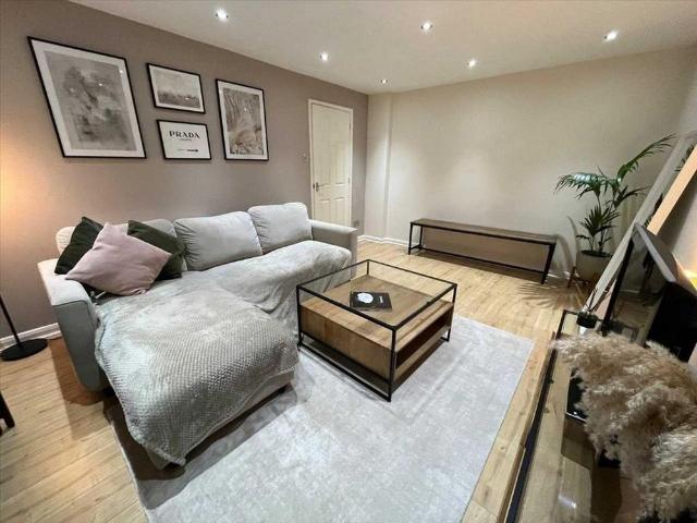 2 bedroom apartment to rent