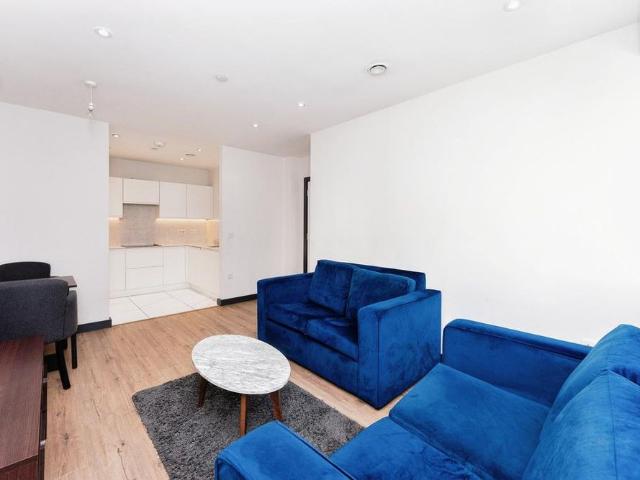 2 bedroom apartment to rent